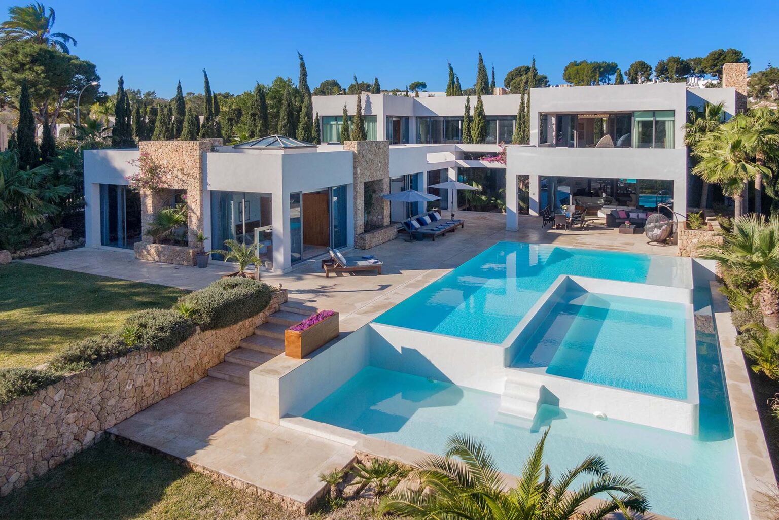 Villa Azur • Swish Travels